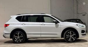 White SEAT Tarraco 2023 in Klaipeda, with an engine capacity of 1.97 L and mileage of 186 thousand km for 23500 €, photo 32 on AUTOMOTO.COM.LV
