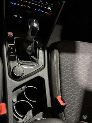 White SEAT Tarraco 2023 in Klaipeda, with an engine capacity of 1.97 L and mileage of 186 thousand km for 23500 €, photo 35 on AUTOMOTO.COM.LV
