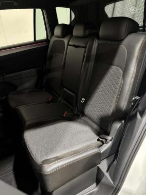 White SEAT Tarraco 2023 in Klaipeda, with an engine capacity of 1.97 L and mileage of 186 thousand km for 23500 €, photo 41 on AUTOMOTO.COM.LV