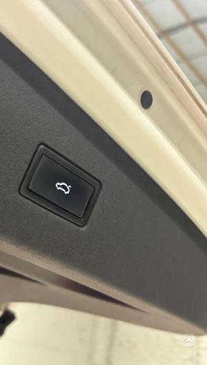 White SEAT Tarraco 2023 in Klaipeda, with an engine capacity of 1.97 L and mileage of 186 thousand km for 23500 €, photo 53 on AUTOMOTO.COM.LV