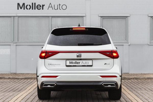 White SEAT Tarraco 2023 in Ventspils, with an engine capacity of 2.00 L and mileage of 74 thousand km for 29050 €, photo 5 on AUTOMOTO.COM.LV