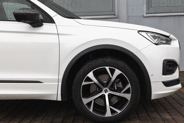 White SEAT Tarraco 2023 in Ventspils, with an engine capacity of 2.00 L and mileage of 74 thousand km for 29050 €, photo 10 on AUTOMOTO.COM.LV