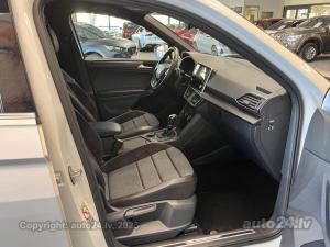 White SEAT Tarraco 2019 in Tallinn, with an engine capacity of 2.00 L and mileage of 108 thousand km for 23900 €, photo 8 on AUTOMOTO.COM.LV