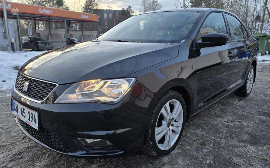 Black SEAT Toledo 2015 in Kaunas, with an engine capacity of 1.20 L and mileage of 266 thousand km for 3990 €, photo 1 on AUTOMOTO.COM.LV
