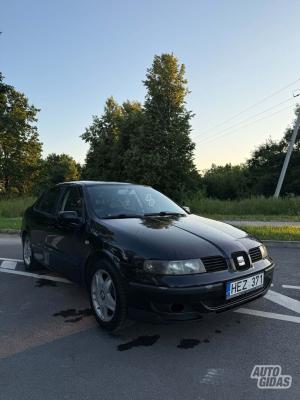 Black SEAT Toledo 2001 in Kaunas, with an engine capacity of 1.90 L and mileage of 365 thousand km for 1400 €, photo 4 on AUTOMOTO.COM.LV