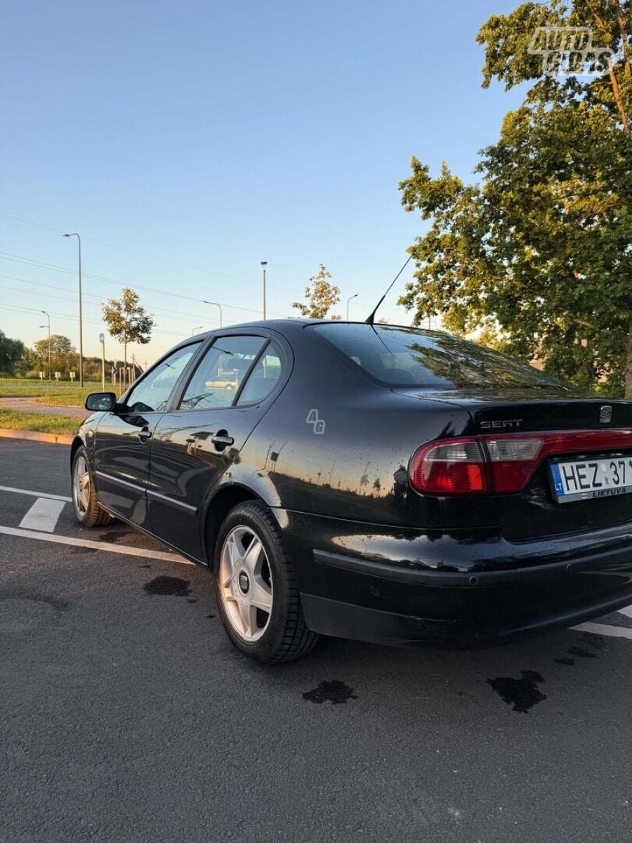 Black SEAT Toledo 2001 in Kaunas, with an engine capacity of 1.90 L and mileage of 365 thousand km for 1400 €, photo 7 on AUTOMOTO.COM.LV
