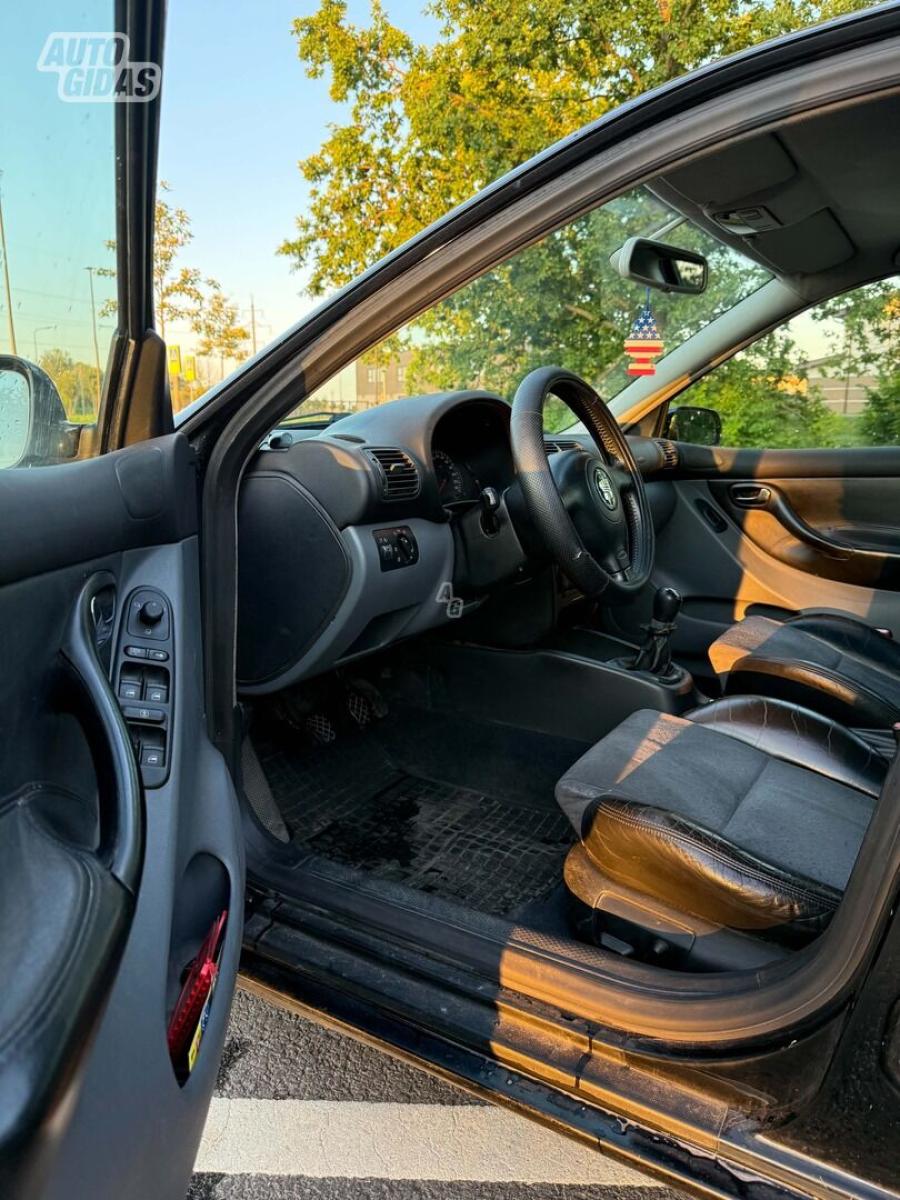 Black SEAT Toledo 2001 in Kaunas, with an engine capacity of 1.90 L and mileage of 365 thousand km for 1400 €, photo 8 on AUTOMOTO.COM.LV