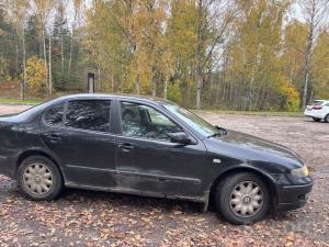 Melns SEAT Toledo 2001 Daugavpils, ar dzinēja tilpumu 1.90 L un nobraukumu 356 tūkst. km par 300 €, foto 4 vietnē AUTOMOTO.COM.LV