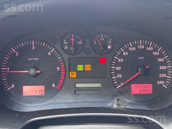 SEAT Toledo 2001 in Daugavpils on AUTOMOTO.COM.LV Black SEAT Toledo 2001 in Daugavpils, with an engine capacity of 1.90 L and mileage of 356 thousand km for 300 €, photo 10 on AUTOMOTO.COM.LV