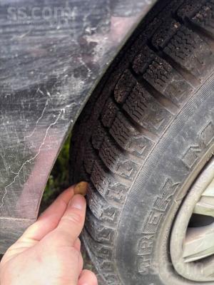 Melns SEAT Toledo 2001 Daugavpils, ar dzinēja tilpumu 1.90 L un nobraukumu 356 tūkst. km par 300 €, foto 11 vietnē AUTOMOTO.COM.LV