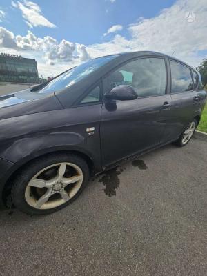 Melns SEAT Toledo 2005 Panevēža, ar dzinēja tilpumu 1.97 L un nobraukumu 228 tūkst. km par 800 €, foto 5 vietnē AUTOMOTO.COM.LV