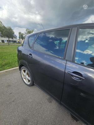 Melns SEAT Toledo 2005 Panevēža, ar dzinēja tilpumu 1.97 L un nobraukumu 228 tūkst. km par 800 €, foto 10 vietnē AUTOMOTO.COM.LV