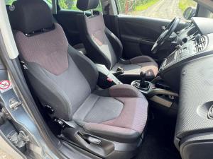 Blue SEAT Toledo 2005 in Kaunas, with an engine capacity of 1.97 L and mileage of 321 thousand km for 750 €, photo 8 on AUTOMOTO.COM.LV