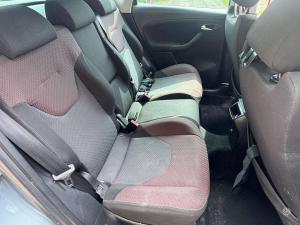 Blue SEAT Toledo 2005 in Kaunas, with an engine capacity of 1.97 L and mileage of 321 thousand km for 750 €, photo 9 on AUTOMOTO.COM.LV
