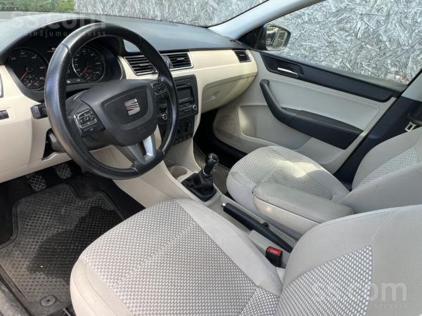 Blue SEAT Toledo 2013 in Riga, with an engine capacity of 1.60 L and mileage of 161 thousand km for 3950 €, photo 5 on AUTOMOTO.COM.LV