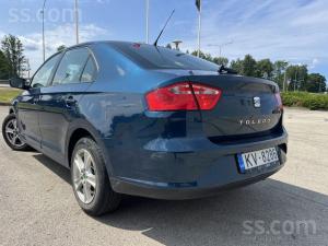 Zils SEAT Toledo 2013 Rīga, ar dzinēja tilpumu 1.60 L un nobraukumu 161 tūkst. km par 3950 €, foto 12 vietnē AUTOMOTO.COM.LV