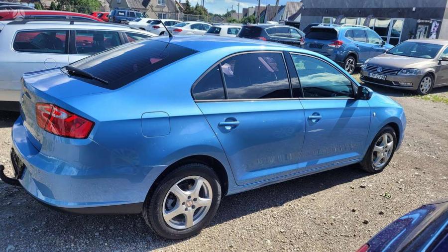 Blue SEAT Toledo 2015 in Radviliskis, with an engine capacity of 1.39 L and mileage of 125 thousand km for 5600 €, photo 5 on AUTOMOTO.COM.LV