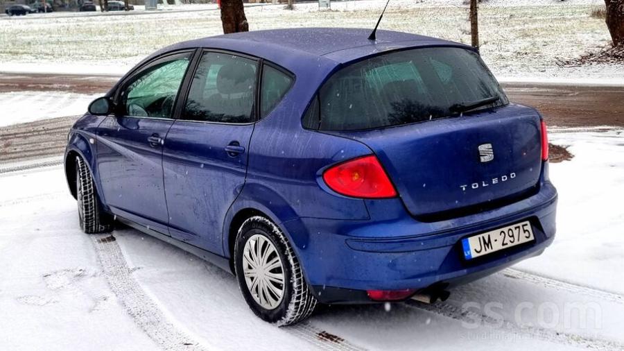 Blue SEAT Toledo 2005 in Cesis, with an engine capacity of 2.00 L and mileage of 342 thousand km for 1600 €, photo 7 on AUTOMOTO.COM.LV