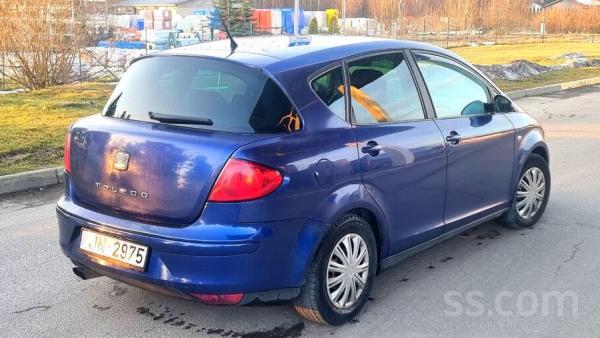 Blue SEAT Toledo 2005 in Cesis, with an engine capacity of 2.00 L and mileage of 342 thousand km for 1450 €, photo 5 on AUTOMOTO.COM.LV