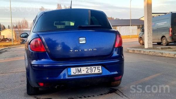 Blue SEAT Toledo 2005 in Cesis, with an engine capacity of 2.00 L and mileage of 342 thousand km for 1450 €, photo 7 on AUTOMOTO.COM.LV