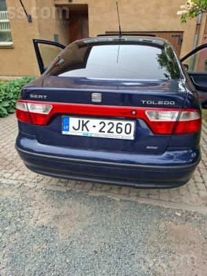 Zils SEAT Toledo 2000 Cēsis, ar dzinēja tilpumu 1.80 L un nobraukumu 230 tūkst. km par 620 €, foto 6 vietnē AUTOMOTO.COM.LV