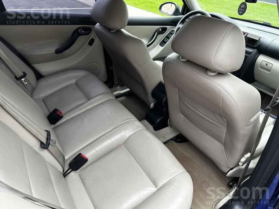 Blue SEAT Toledo 2004 in Riga, with an engine capacity of 2.30 L and mileage of 265 thousand km for 3500 €, photo 10 on AUTOMOTO.COM.LV