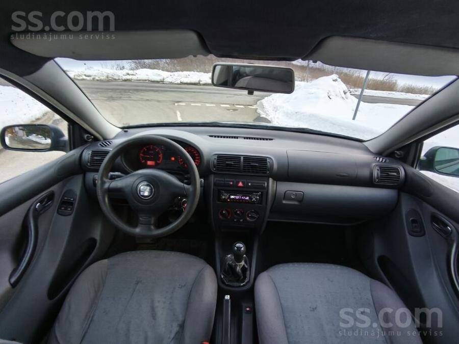 Green SEAT Toledo 2002 in Daugavpils, with an engine capacity of 1.90 L and mileage of 395 thousand km for 1100 €, photo 10 on AUTOMOTO.COM.LV