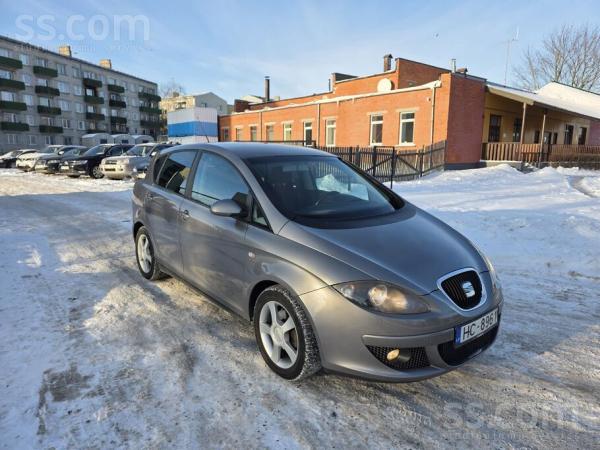Grey SEAT Toledo 2004 in Ventspils, with an engine capacity of 2.00 L and mileage of 229 thousand km for 2300 €, photo 2 on AUTOMOTO.COM.LV