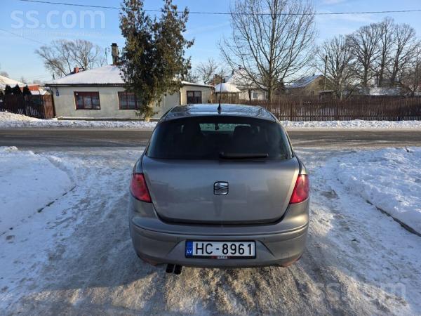 Grey SEAT Toledo 2004 in Ventspils, with an engine capacity of 2.00 L and mileage of 229 thousand km for 2300 €, photo 8 on AUTOMOTO.COM.LV