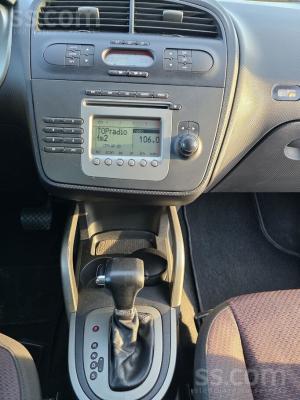 Pelēks SEAT Toledo 2004 Ventspils, ar dzinēja tilpumu 2.00 L un nobraukumu 229 tūkst. km par 2300 €, foto 12 vietnē AUTOMOTO.COM.LV