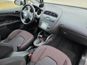 Pelēks SEAT Toledo 2004 Ventspils, ar dzinēja tilpumu 2.00 L un nobraukumu 229 tūkst. km par 1500 €, foto 16 vietnē AUTOMOTO.COM.LV
