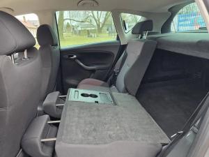 Pelēks SEAT Toledo 2004 Ventspils, ar dzinēja tilpumu 2.00 L un nobraukumu 229 tūkst. km par 1500 €, foto 19 vietnē AUTOMOTO.COM.LV