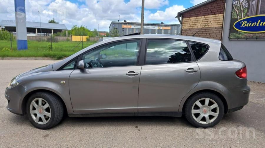 Grey SEAT Toledo 2005 in Jekabpils, with an engine capacity of 2.00 L and mileage of 255 thousand km for 1500 €, photo 1 on AUTOMOTO.COM.LV