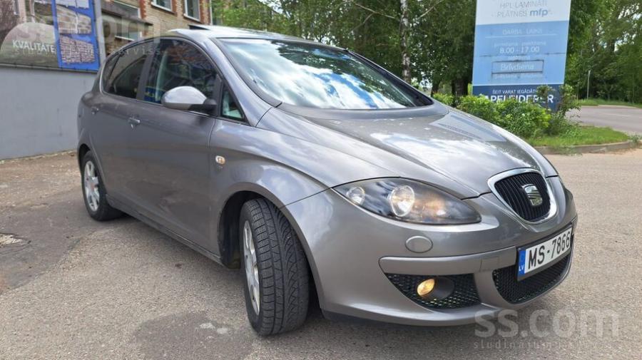 Grey SEAT Toledo 2005 in Jekabpils, with an engine capacity of 2.00 L and mileage of 255 thousand km for 1500 €, photo 7 on AUTOMOTO.COM.LV
