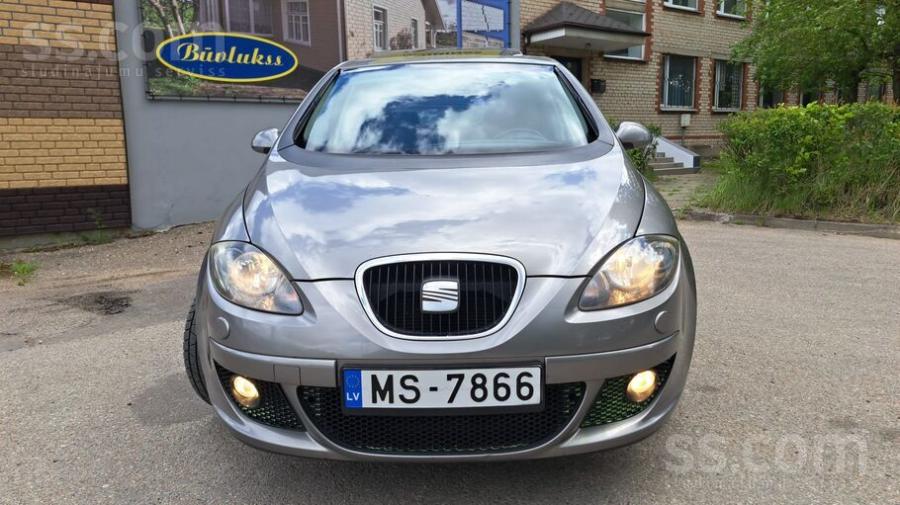 Grey SEAT Toledo 2005 in Jekabpils, with an engine capacity of 2.00 L and mileage of 255 thousand km for 1500 €, photo 8 on AUTOMOTO.COM.LV