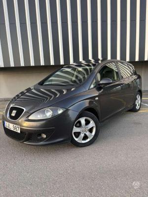 Pelēks SEAT Toledo 2005 Šauļi, ar dzinēja tilpumu 1.97 L un nobraukumu 361 tūkst. km par 770 €, foto  vietnē AUTOMOTO.COM.LV