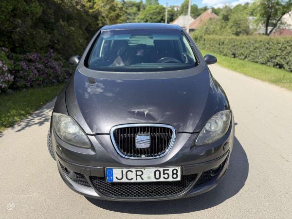 Pelēks SEAT Toledo 2005 Kauņa, ar dzinēja tilpumu 1.97 L un nobraukumu 278 tūkst. km par 999 €, foto 3 vietnē AUTOMOTO.COM.LV