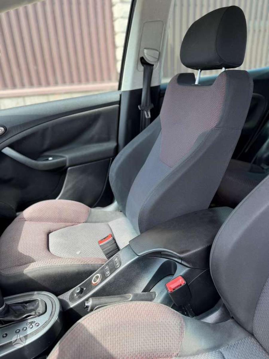 Pelēks SEAT Toledo 2005 Kauņa, ar dzinēja tilpumu 1.97 L un nobraukumu 278 tūkst. km par 999 €, foto 29 vietnē AUTOMOTO.COM.LV