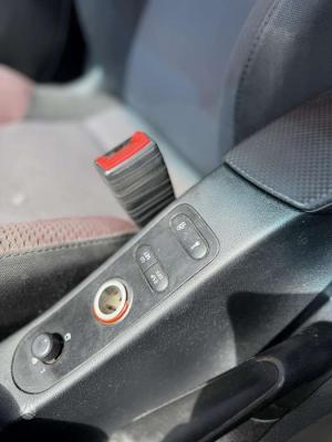 Pelēks SEAT Toledo 2005 Kauņa, ar dzinēja tilpumu 1.97 L un nobraukumu 278 tūkst. km par 999 €, foto 30 vietnē AUTOMOTO.COM.LV