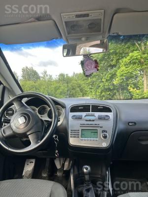 Pelēks SEAT Toledo 2005 Preiļi, ar dzinēja tilpumu 1.90 L un nobraukumu 394 tūkst. km par 1150 €, foto 9 vietnē AUTOMOTO.COM.LV