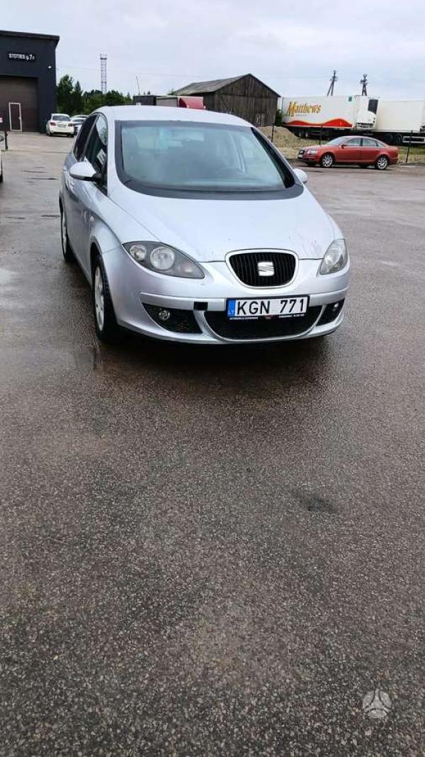 Pelēks SEAT Toledo 2005 Plungė, ar dzinēja tilpumu 2.00 L un nobraukumu 303 tūkst. km par 1350 €, foto 6 vietnē AUTOMOTO.COM.LV