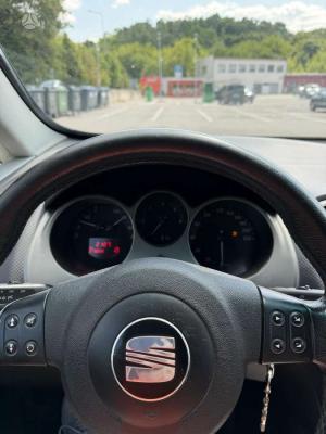 Pelēks SEAT Toledo 2005 Viļņa, ar dzinēja tilpumu 1.90 L un nobraukumu 280 tūkst. km par 1050 €, foto 10 vietnē AUTOMOTO.COM.LV