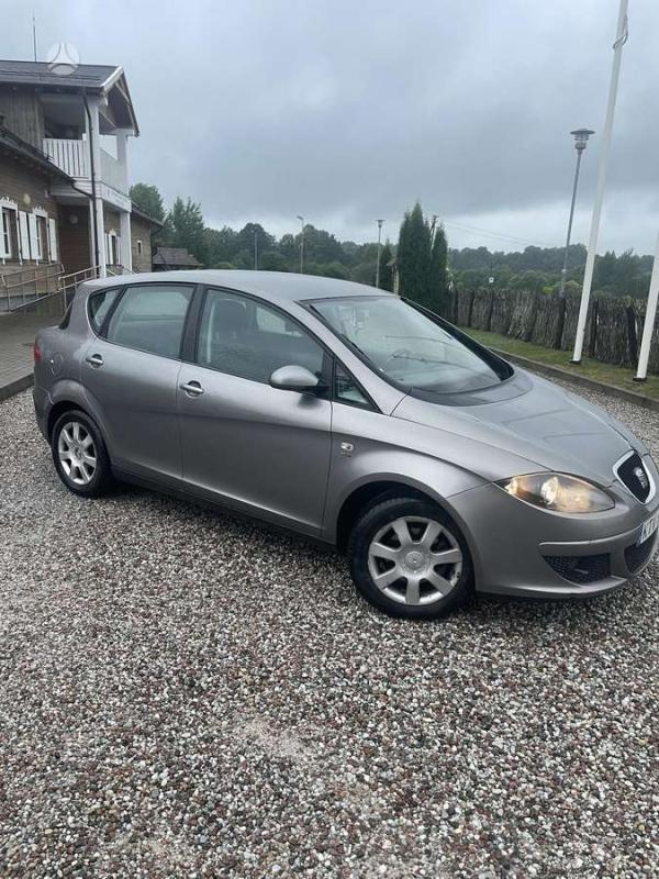 Pelēks SEAT Toledo 2006 Tauragė, ar dzinēja tilpumu 1.97 L un nobraukumu 277 tūkst. km par 1499 €, foto 3 vietnē AUTOMOTO.COM.LV