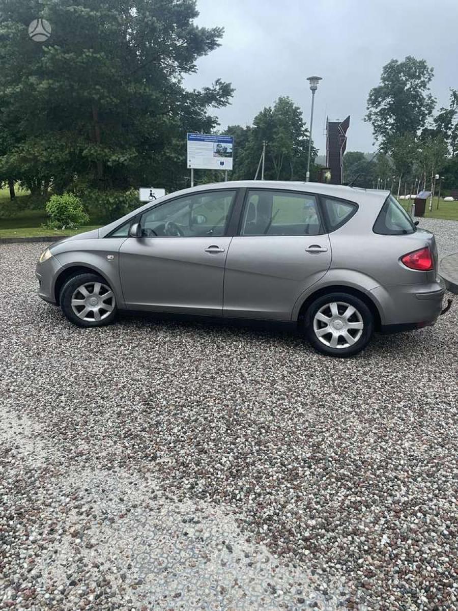 Pelēks SEAT Toledo 2006 Tauragė, ar dzinēja tilpumu 1.97 L un nobraukumu 277 tūkst. km par 1499 €, foto 8 vietnē AUTOMOTO.COM.LV
