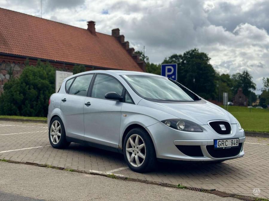 Grey SEAT Toledo 2006 in Rokiskis, with an engine capacity of 1.90 L and mileage of 340 thousand km for 950 €, photo 5 on AUTOMOTO.COM.LV