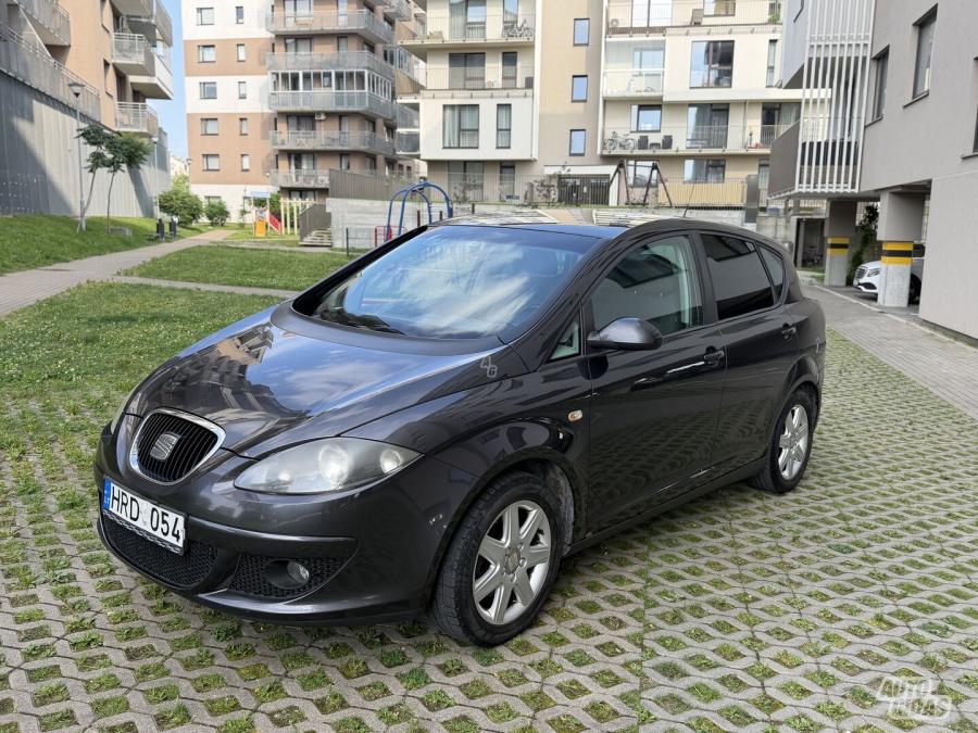Grey SEAT Toledo 2006 in Vilnius, with an engine capacity of 1.90 L and mileage of 285 thousand km for 1600 €, photo 1 on AUTOMOTO.COM.LV