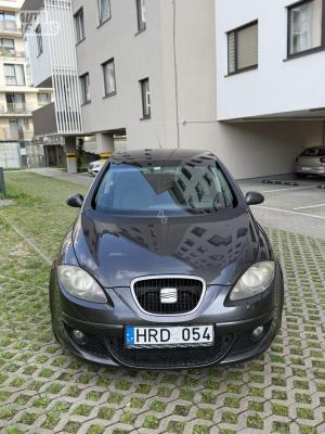 Grey SEAT Toledo 2006 in Vilnius, with an engine capacity of 1.90 L and mileage of 285 thousand km for 1600 €, photo 3 on AUTOMOTO.COM.LV