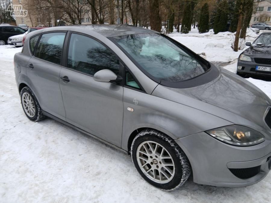 Pelēks SEAT Toledo 2008 Kauņa, ar dzinēja tilpumu 1.90 L un nobraukumu 220 tūkst. km par 850 €, foto 2 vietnē AUTOMOTO.COM.LV