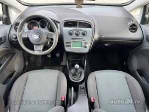 Pelēks SEAT Toledo 2008 Narva, ar dzinēja tilpumu 1.90 L un nobraukumu 200 tūkst. km par 1499 €, foto 9 vietnē AUTOMOTO.COM.LV