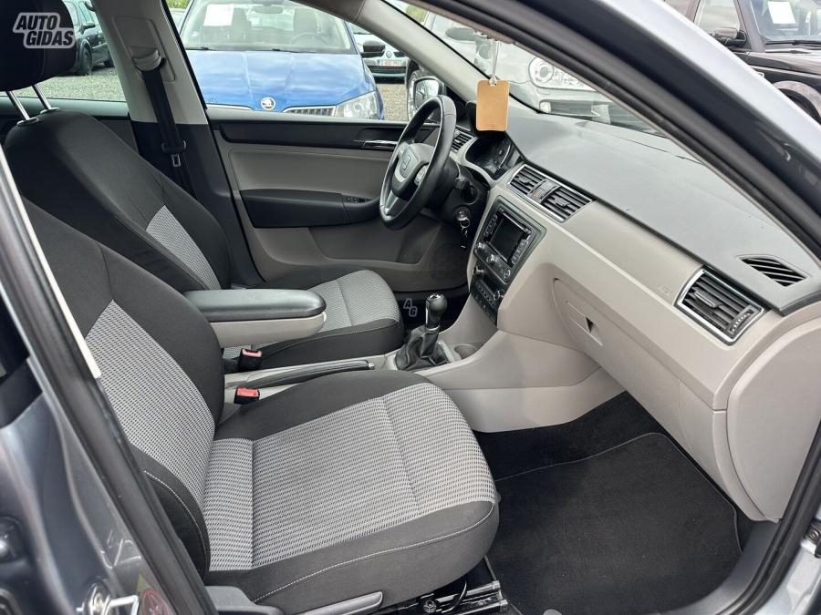 Grey SEAT Toledo 2013 in Giraite, with an engine capacity of 1.60 L and mileage of 215 thousand km for 3950 €, photo 14 on AUTOMOTO.COM.LV
